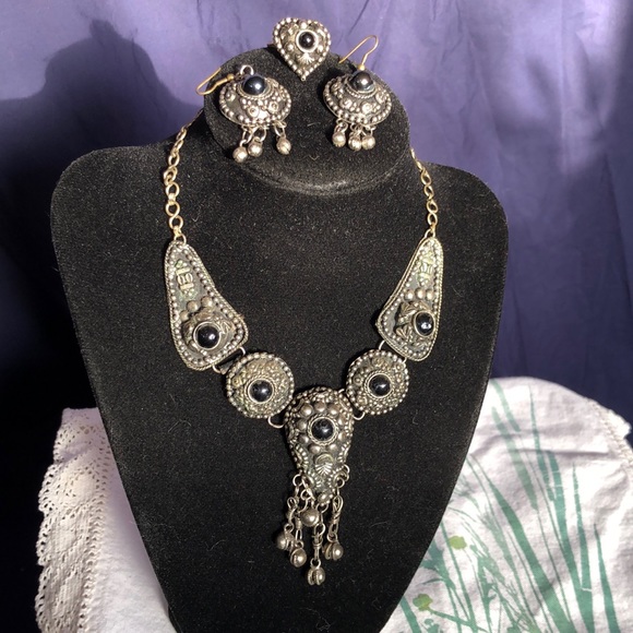 Jewelry | Boho Vintage Jewellery Set With Shiny Black Settings | Poshmark